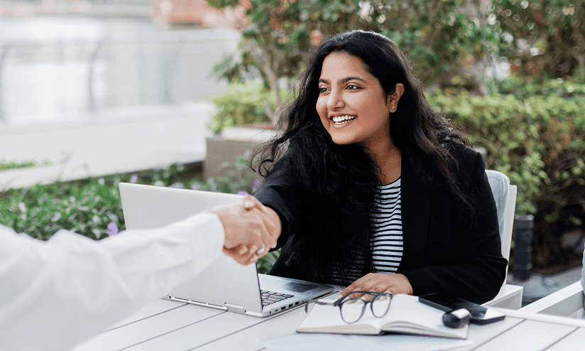 Services - Hola World